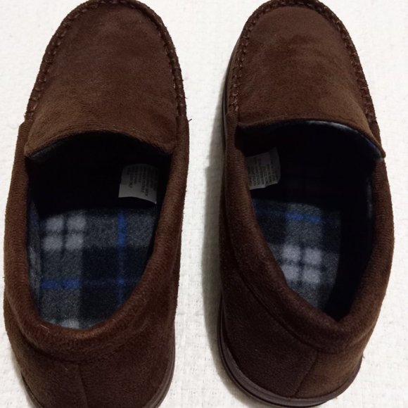 Wayland Square | Shoes | New Wayland Square Memory Foam Slippers | Poshmark